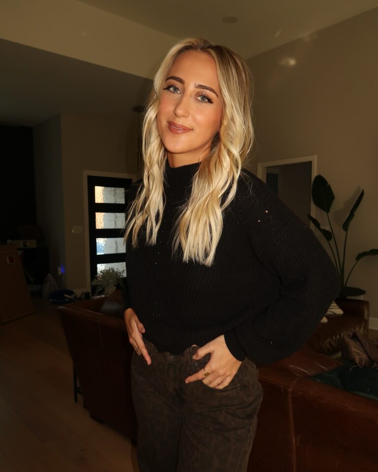 Ashley Cooke Wiki Husband Net Worth Age Height Bio | Everything you ...