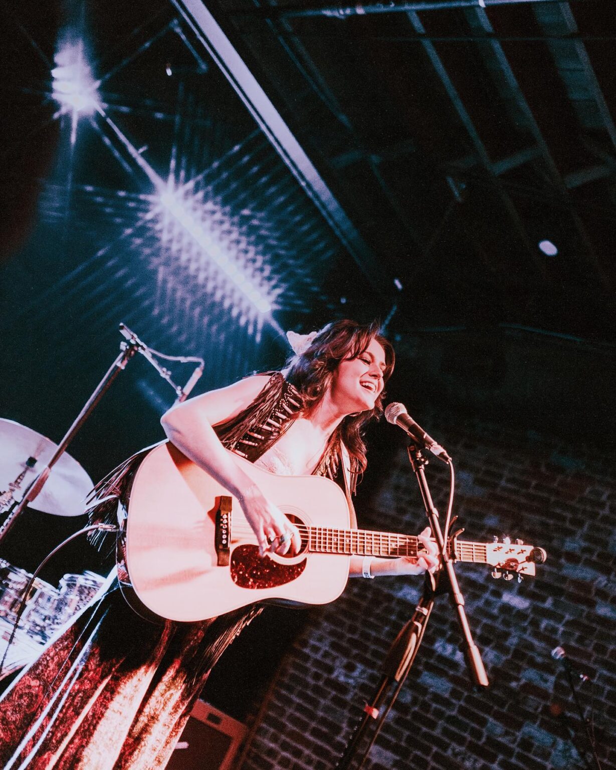 Maggie Antone Singer, Age, Wiki, Boyfriend, Net Worth, Family ...