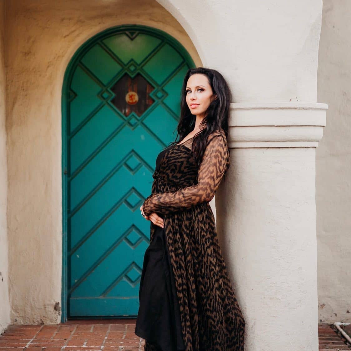 Dr. Gabrielle Lyon Age, Wiki, Husband, Career, Net Worth | Everything ...