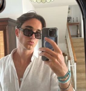 Aris Yeager Net Worth, Age, Height, Girlfriend, Brother, Wiki ...