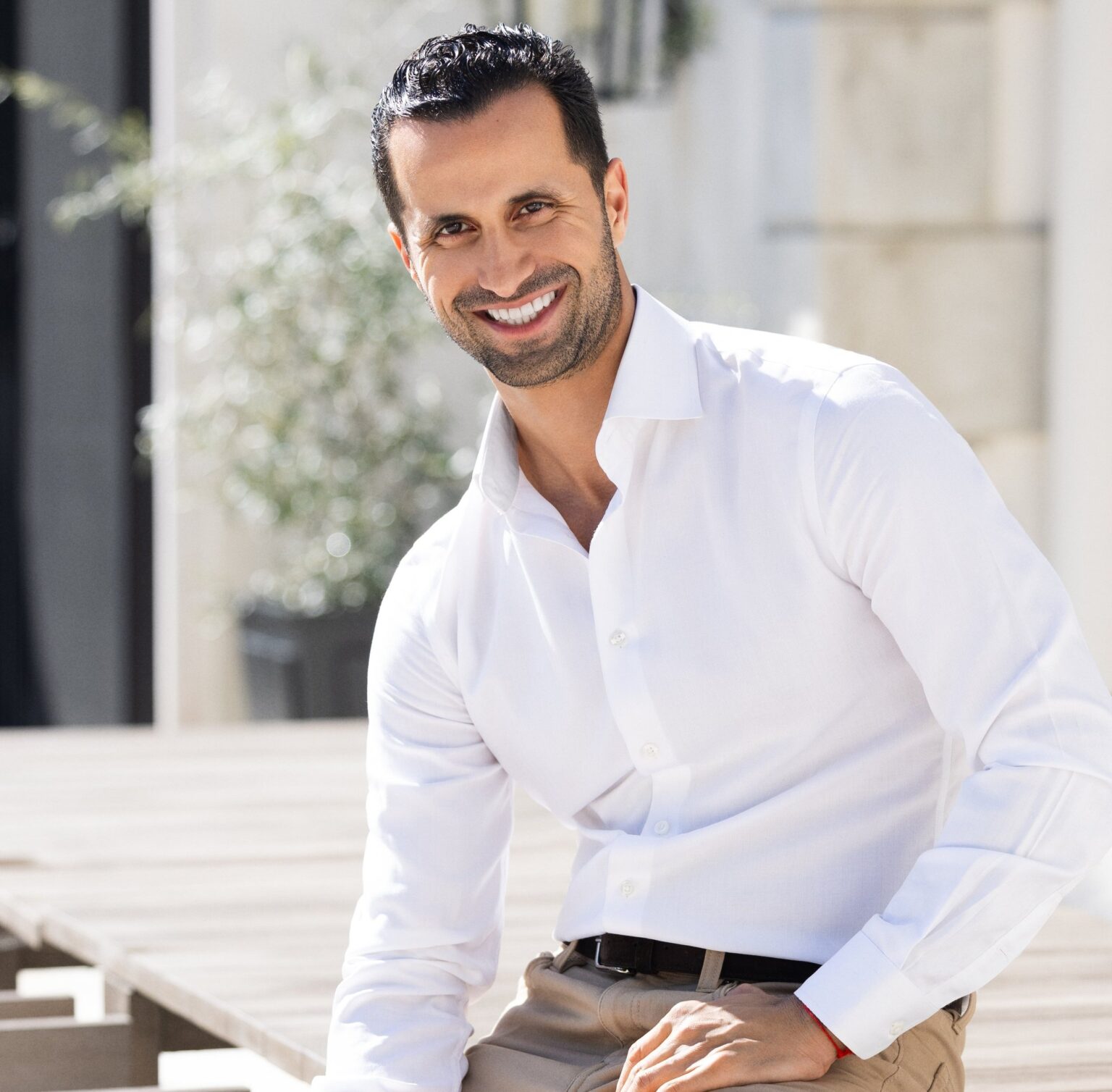 David Ghiyam Biography, Height, Age, Family, Wife, Net Worth and Career ...