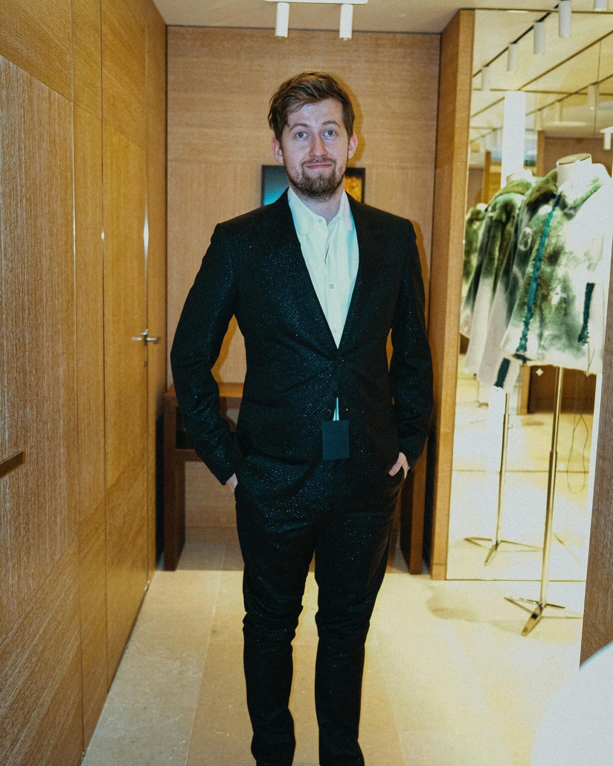 Alan Walker Biography, Net Worth, Early Life, Career, Girlfriend ...