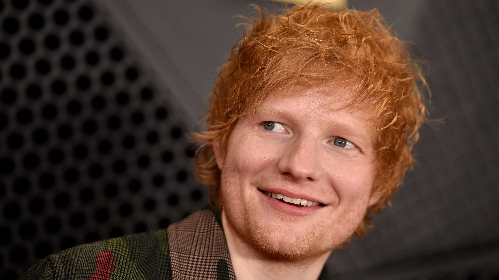 Ed Sheeran Biography, Net Worth, Early Life, Career, Girlfriend ...