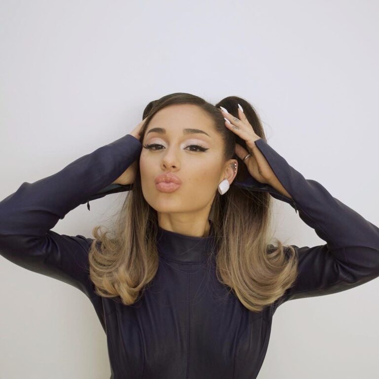 Ariana Grande Biography, Height, Age, Family, Boyfriend, Net Worth and ...