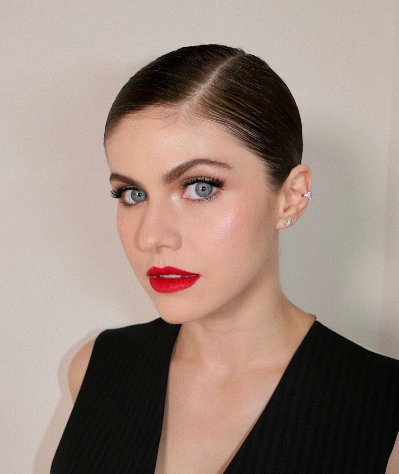 Alexandra Daddario Biography, Height, Age, Family, Husband, Net Worth ...