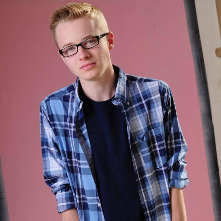 Sam Golbach Biography Height Age Family Career and Net Worth ...