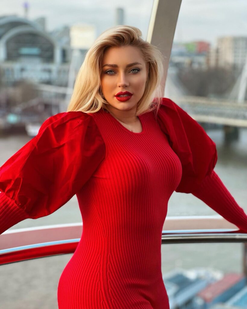 Ronela Hajati Biography, Height, Age, Family, Boyfriend, Net Worth and ...