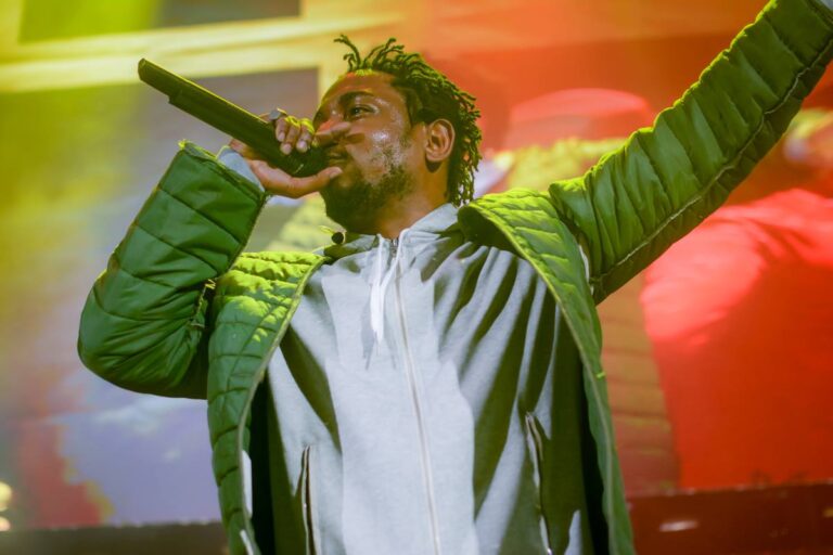 Kendrick Lamar Biography, Height, Age, Family, Girlfriend, Net Worth ...