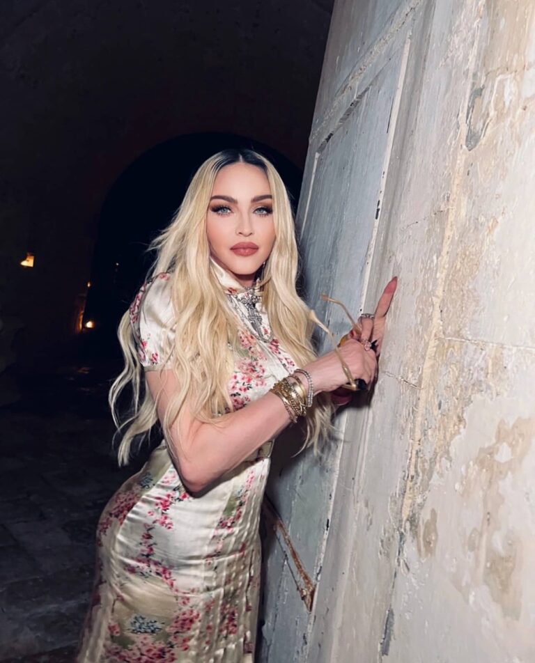 Madonna Biography, Height, Age, Family, Boyfriend, Net Worth and Career ...