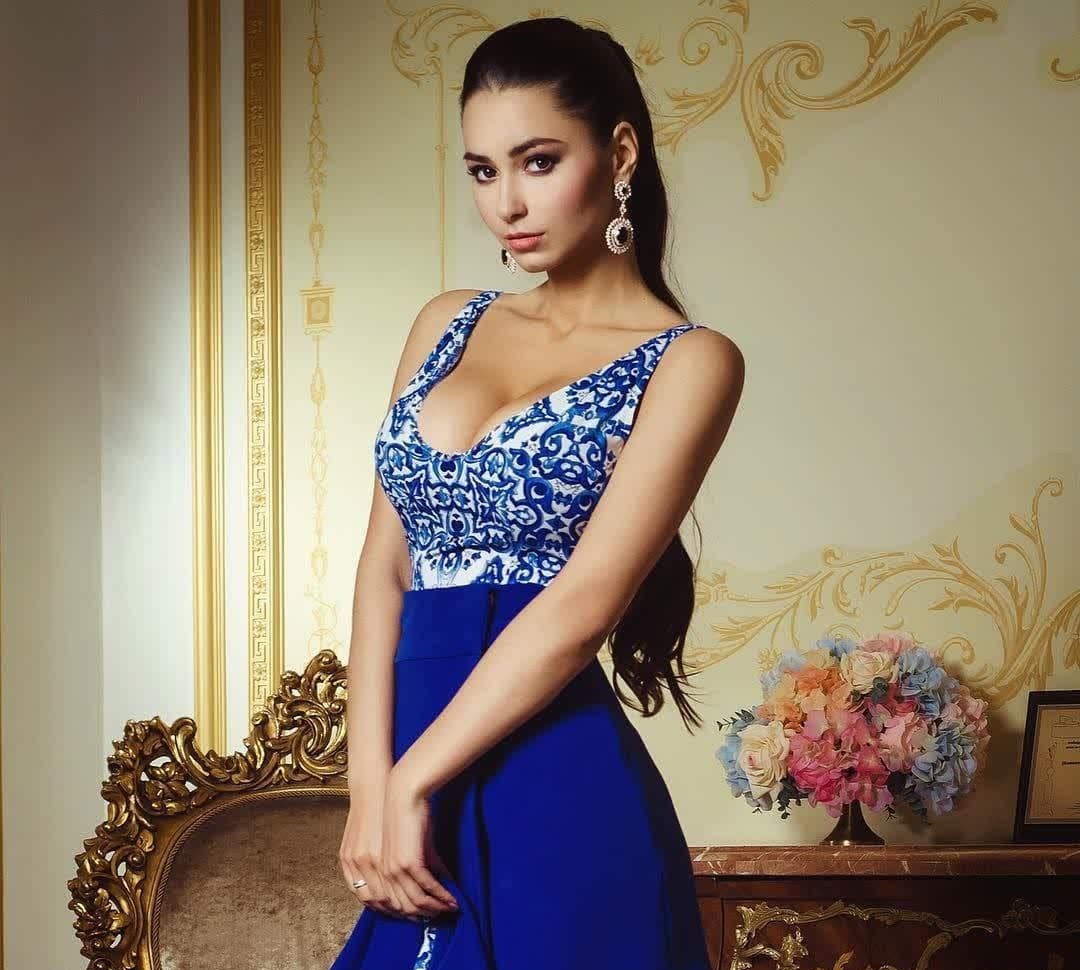 Helga Lovekaty Biography, Height, Age, Family, Boyfriend, Net Worth and ...
