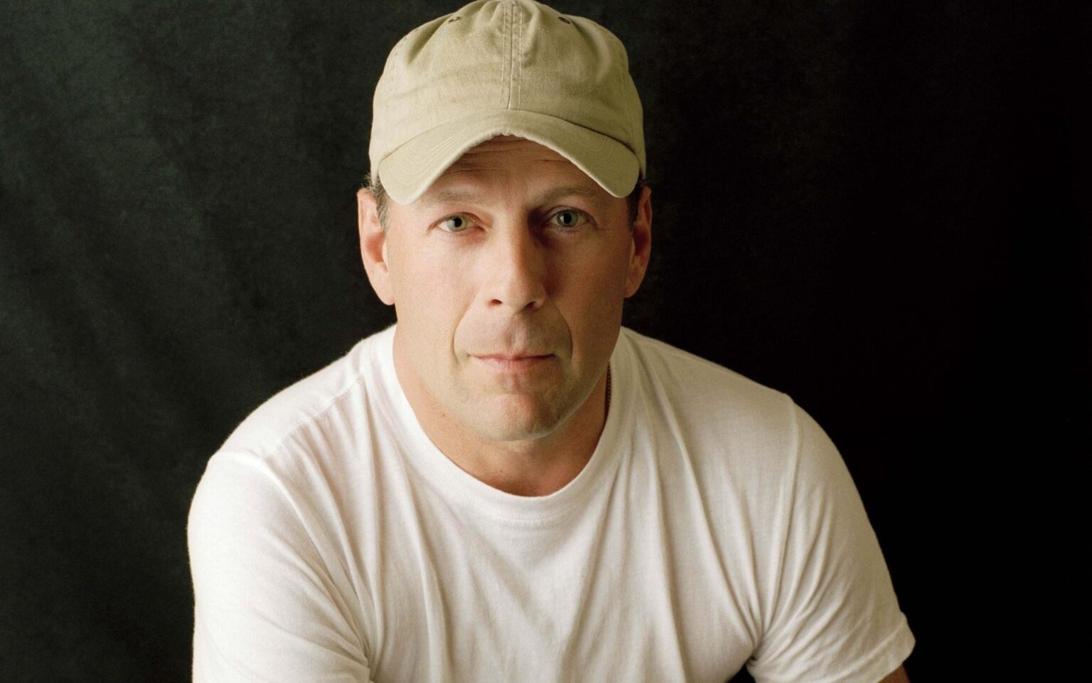 Bruce Willis Biography, Height, Age, Family, Girlfriend, Net Worth and ...