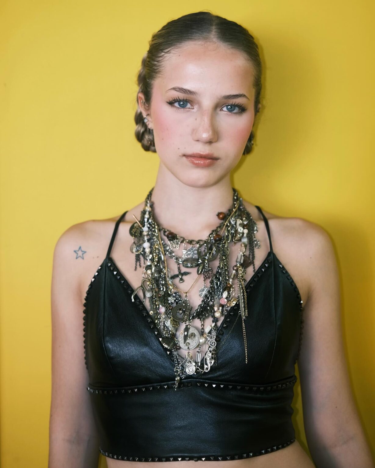 Indi Star Wiki, Height, Age, Family, Boyfriend, Net Worth and Career ...