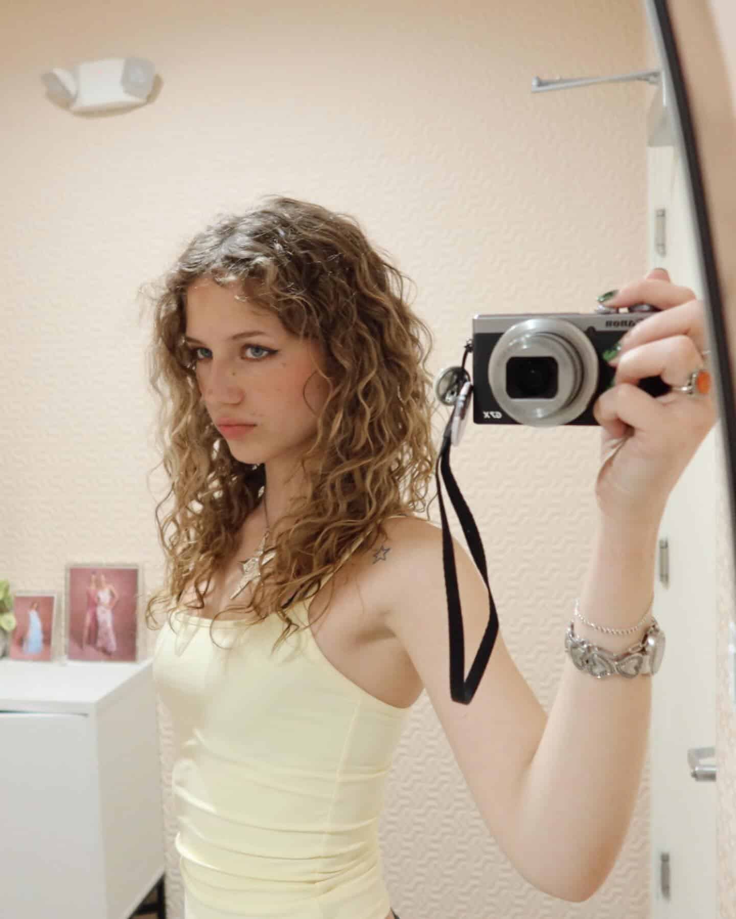 Indi Star Wiki, Height, Age, Family, Boyfriend, Net Worth and Career ...