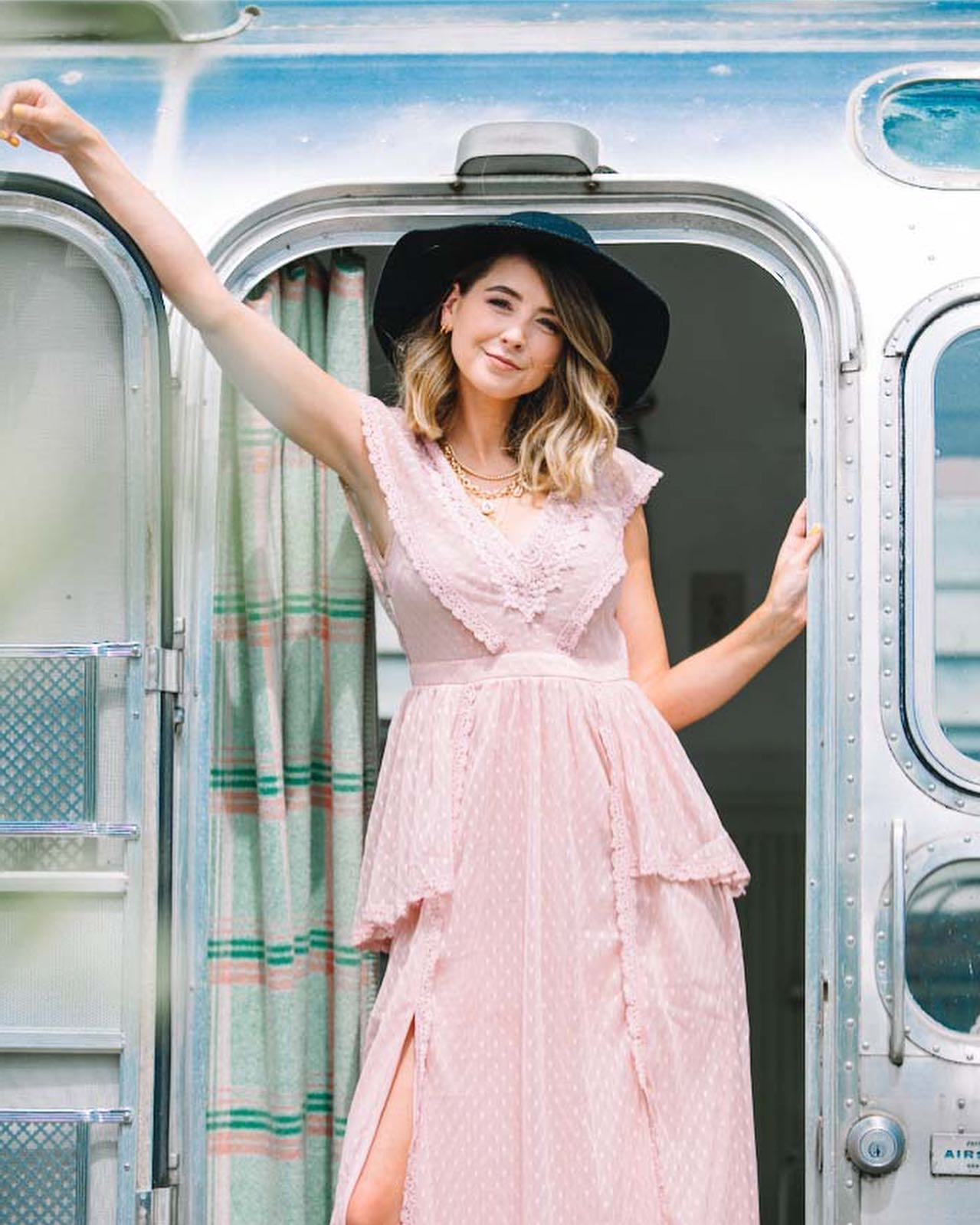 Zoe Sugg Net Worth | Everything you should know