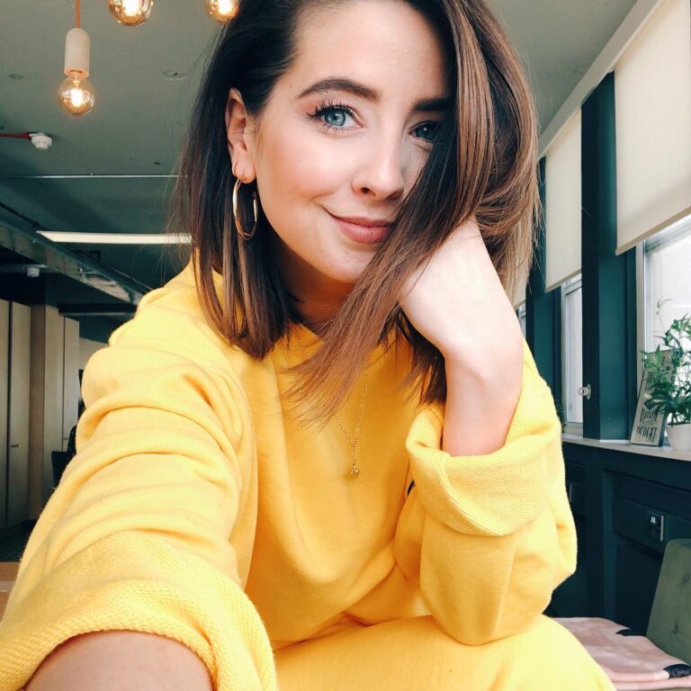 Zoe Sugg Net Worth | Everything you should know