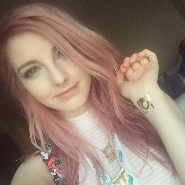 LDShadowLady Net Worth, Wiki, Height, Age, Family, Husband and Career ...