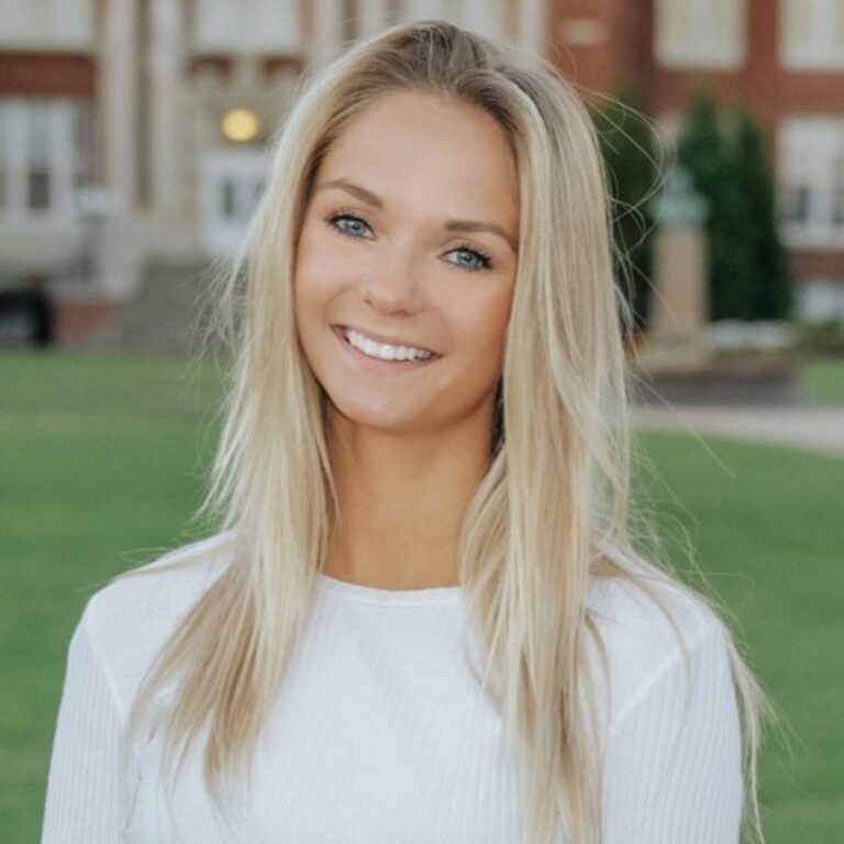 Haley Meier Net Worth, Husband, Wiki, Age, Height, Fox News and Career ...