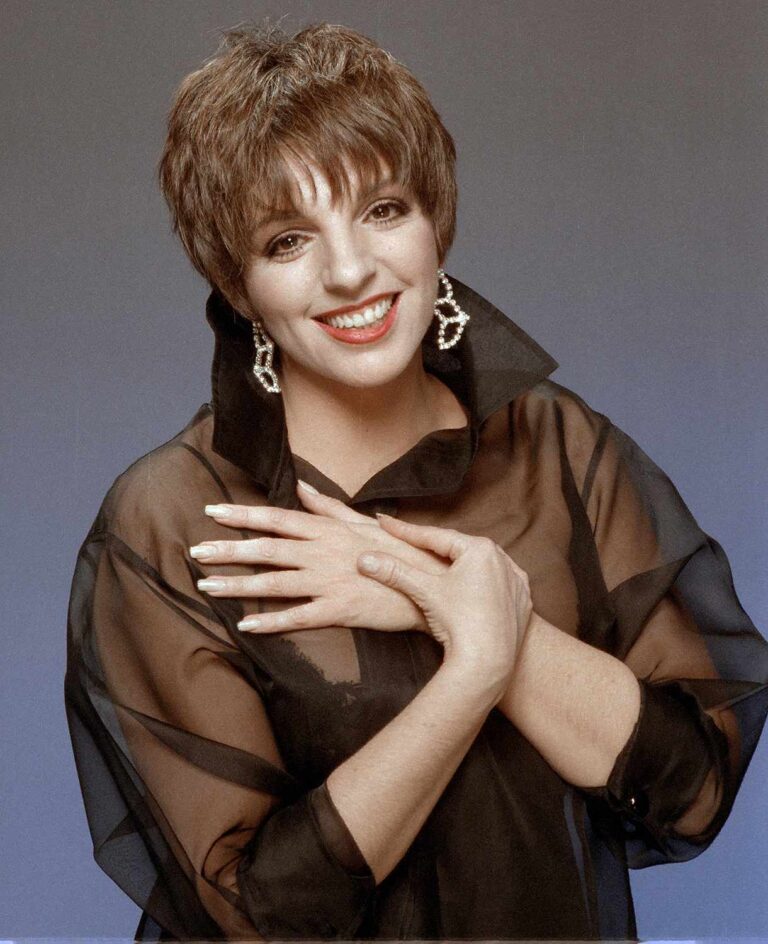 Liza Minnelli Net Worth, Wiki, Age, Height, Parents, Boyfriend and ...