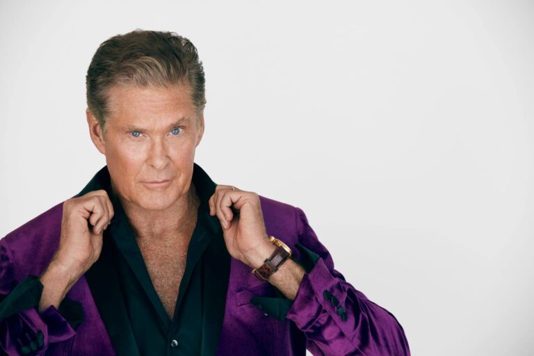 David Hasselhoff Net Worth, Wife, Wiki, Age, Height, Parents, Movies ...